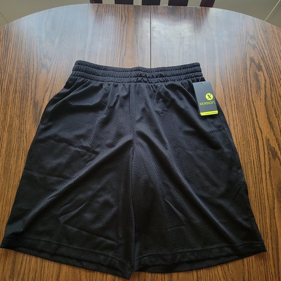 Xersion | Shorts | Xersion Cross Training Shorts M | Poshmark